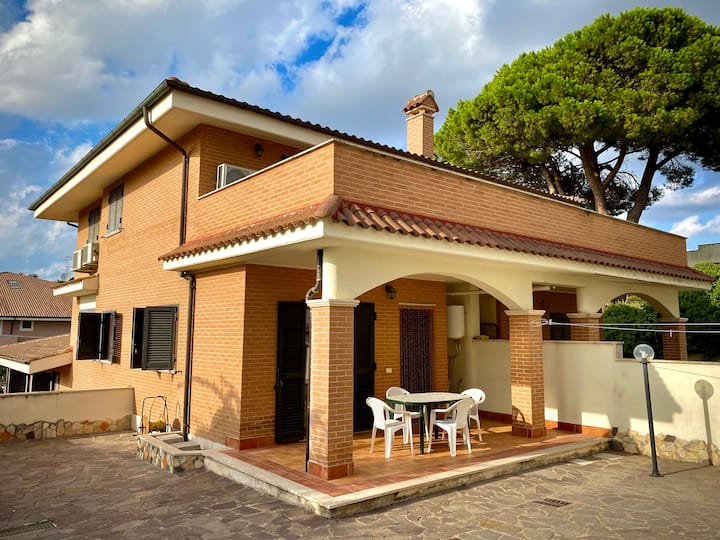 Anzio Zeta House - Alloggio Per Uso Turistico - Anzio