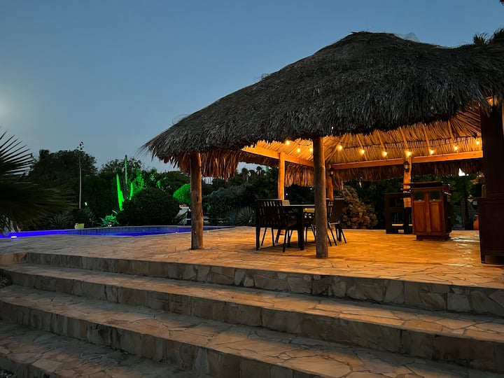 Aruba Hidden Garden 1 Bedroom House With Pool - Aruba