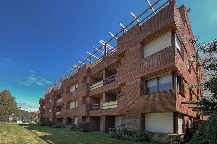 Vive Punta En Edificio Panorama - Uruguay