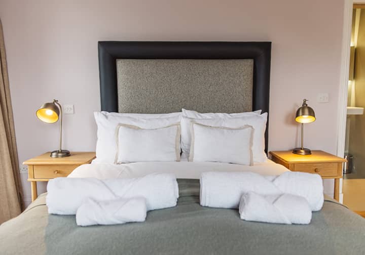 Queen Room With View In Isle Of Raasay Distillery - Portree