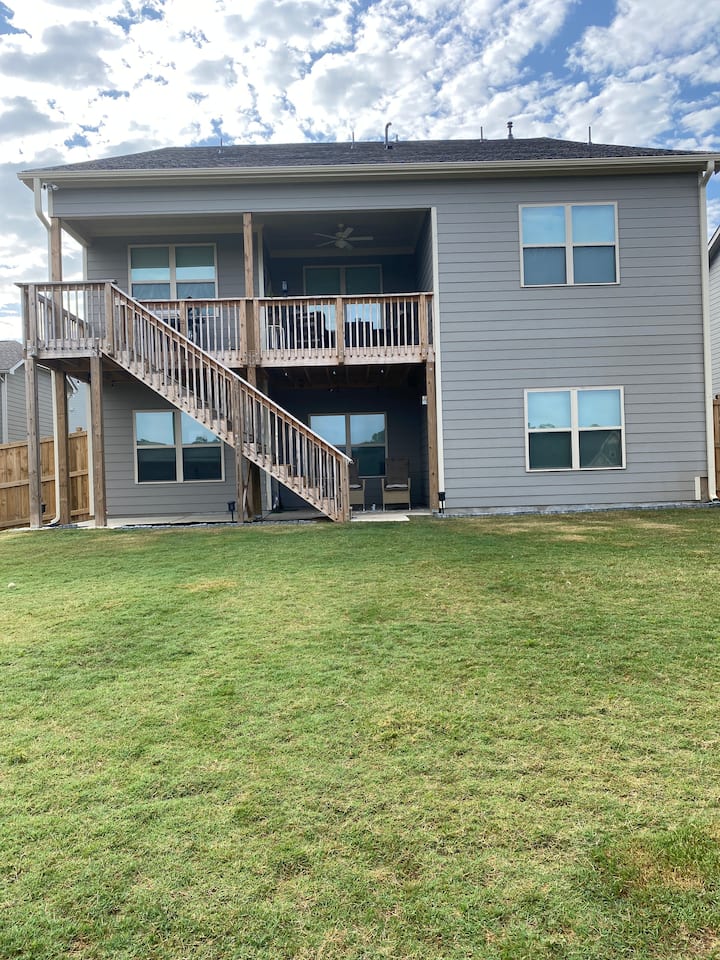 Cheerful 3 Bedroom Home In Beautiful Neighborhood. - Canton, GA