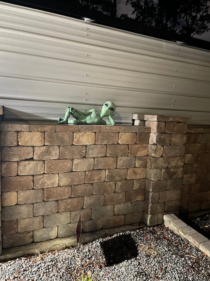 One Bedroom One Bath Backyard Paradise - Jacksonville, FL