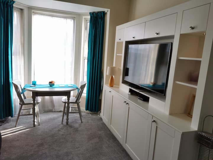 Southsea Best Location. Beautiful Shared Apartment - Fareham