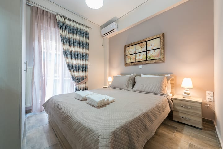 Charming Central Apartment Next To Metro - Athens - Athens