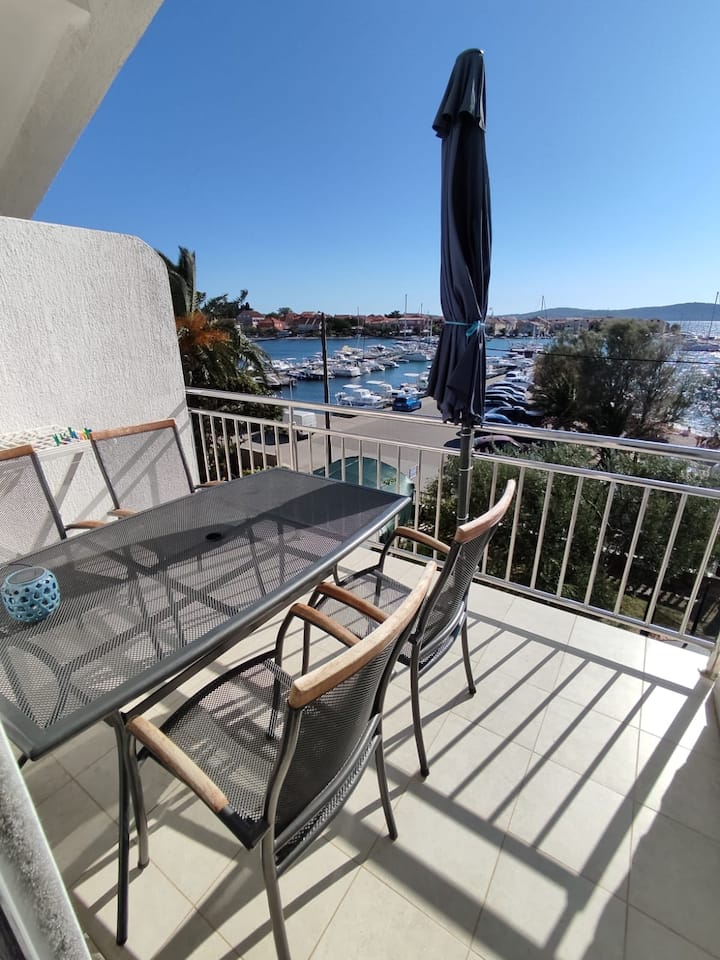 Apartman Sa Pogledom Na More - Bibinje