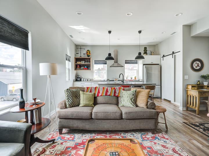 Indy Charm - Indianapolis, IN