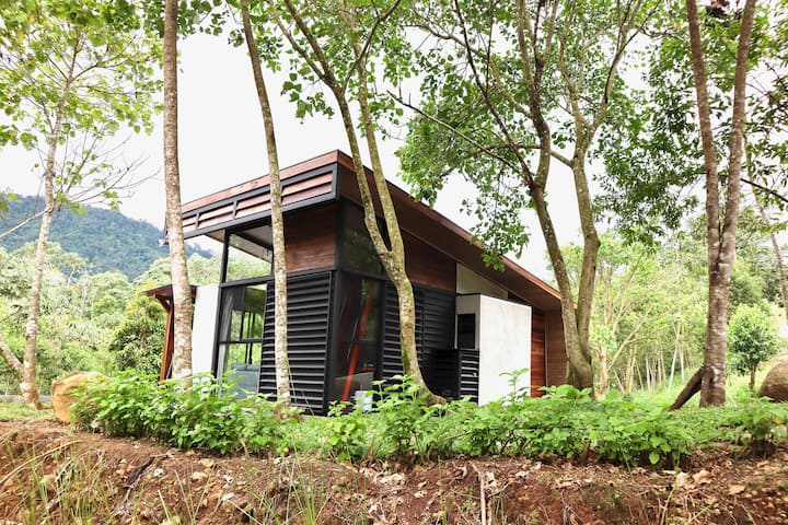 Modern Solar Tiny House | Mountain Getaway - Jiménez