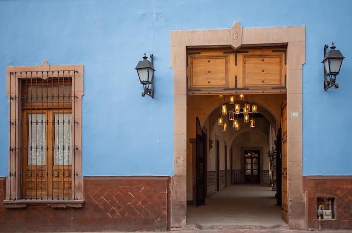Casona Colonial En El Corazón Del Centro Histórico - Querétaro