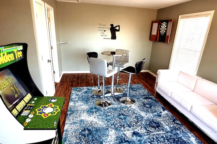 Welcome To The Clubhouse - Bella Vista, AR