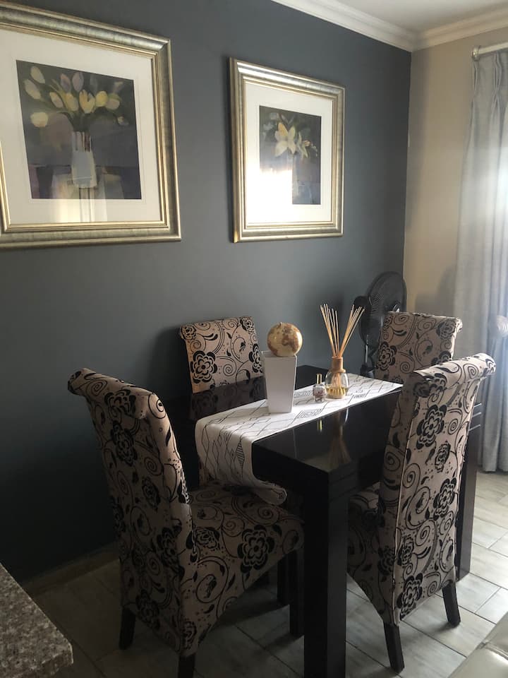 3-bedroom Townhouse In Pretoria - Pretoria