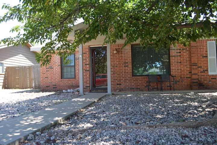 Harvard Place - Midland
