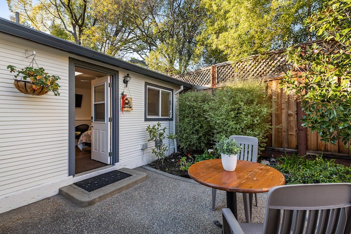 Avoid Noisy Hotels & Valet Parking - Walnut Creek, CA