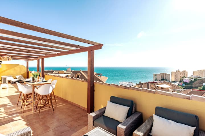 3 Bed Penthouse Close To Beach With Fab Views. - Fuengirola