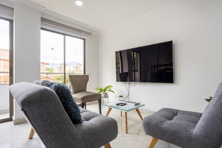 Mountain View Condo On A Great Neighborhood - Envigado
