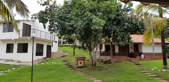 Finca Dos Casas Campestre Piscina Privada - Agua de Dios