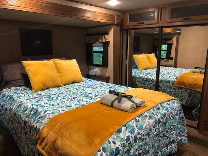 The Crabapple Caravan At Emerald Lake - Bellingham, WA