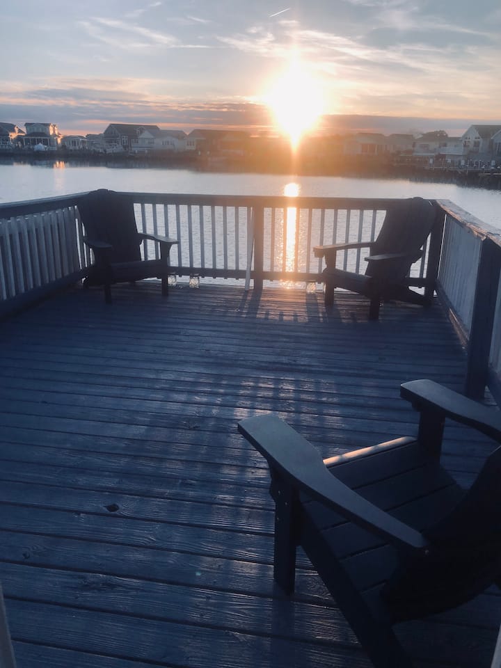 Cozy 2 Bedroom Mobile Home With Waterfront Views - Ocean City, MD