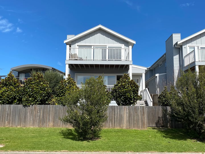 4 Bedroom Townhouse On Norman - The Bellarine Railway - Queenscliff Station