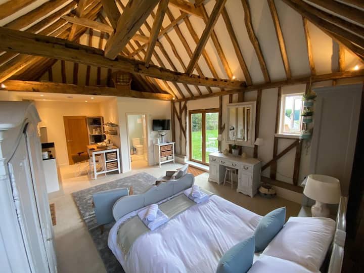 Cosy, Well-equipped Studio In Oak-beamed Stable - Cranbrook