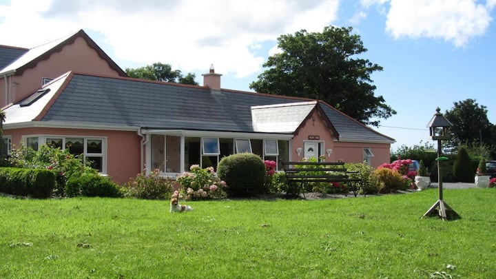 Philmar House Rosses Point Beaches Sailing Golf - Sligo