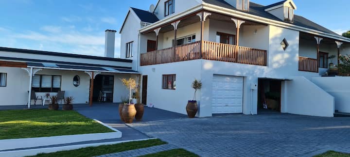 7 On South Unit 1 Self Catering - Bredasdorp