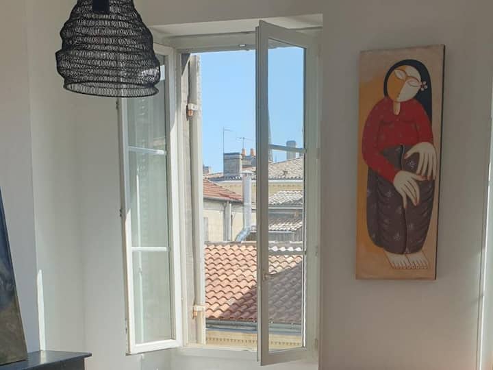 Très Beau T3 En Hyper-centre -- (Bail Mobilité) - Bordeaux