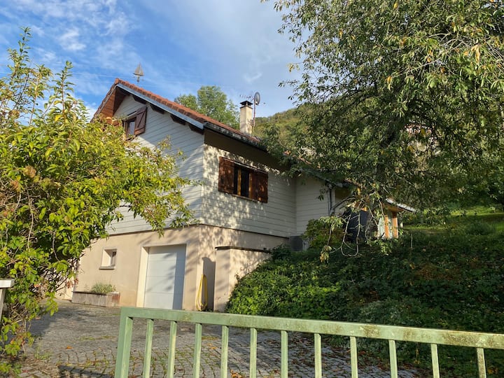 Chambre Cosy Dans Belle Villa - Besançon