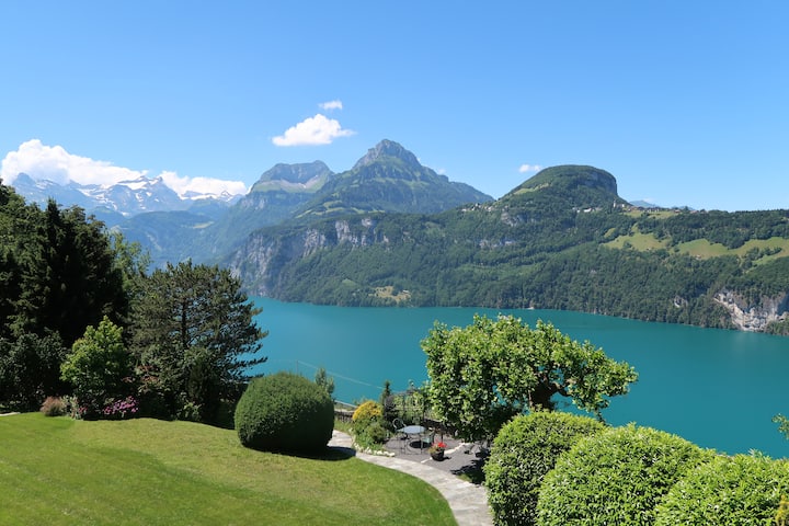 Giebel-wohnung Direkt üBer Dem Vierwaldstättersee - Stoos