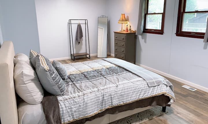 Pets Friendly! Large 1 Br With Private Yard - Arlington, VA