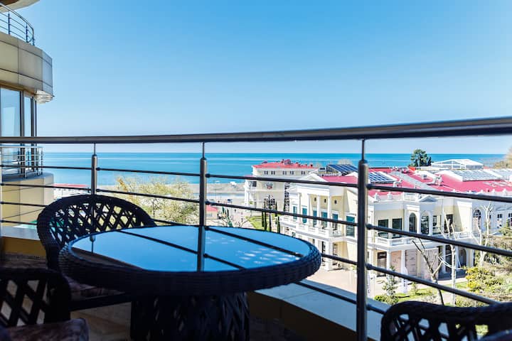 Versailles Apartments - Sochi