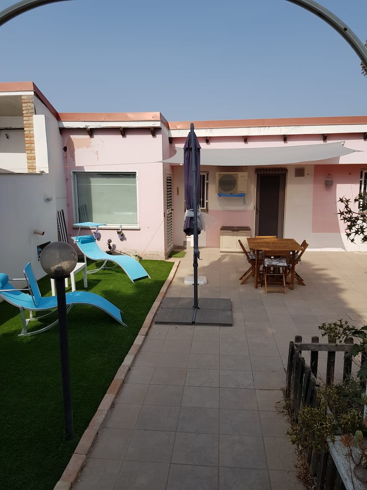 Agréable Guest House à 1 Km à Pied De La Plage - Quartu Sant'Elena