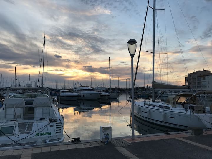Grand Appartement Rcd Sur Marina, 50 M De La Plage - Agde