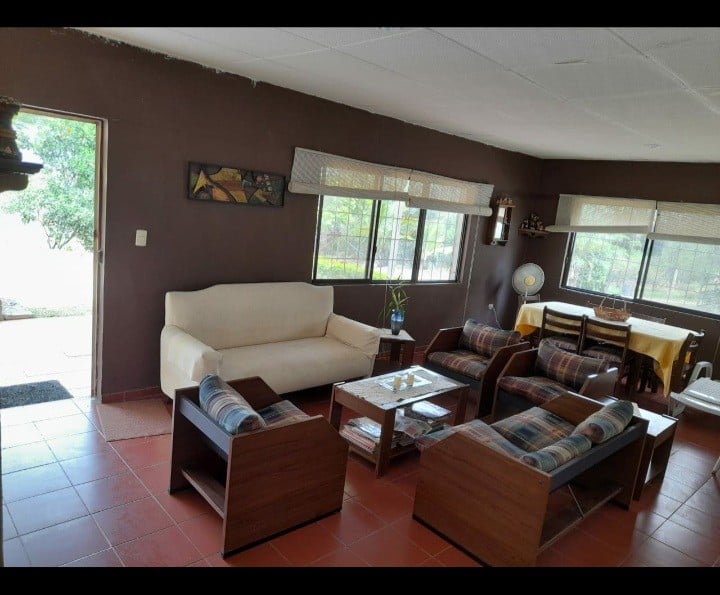 Hermosa Propiedad En Yunguilla, Con Piscina - Santa Isabel