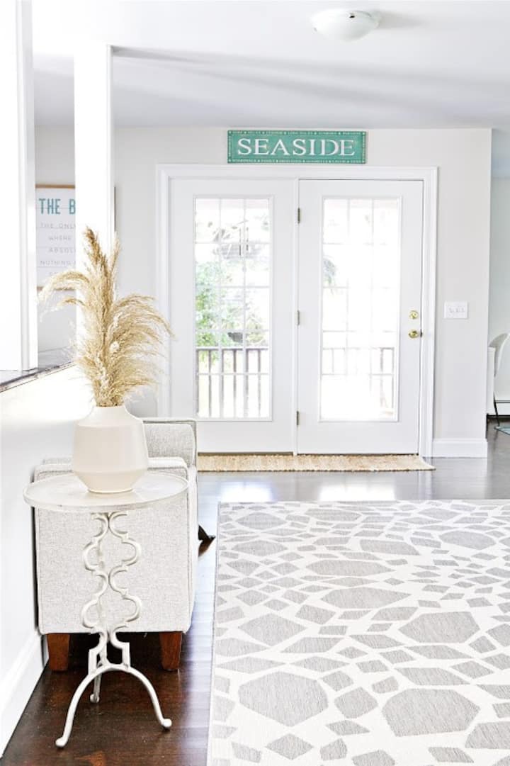 Newport/middletown Beach House .3 Mi To Beach! - Newport, RI