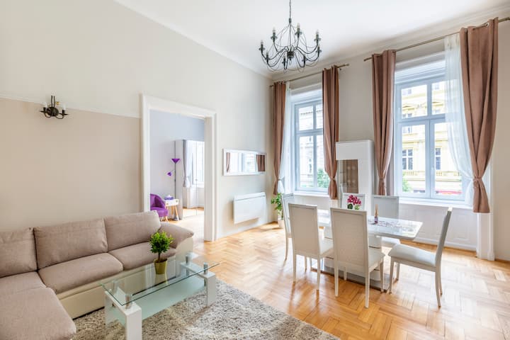 Imposing Sunny Home Close To Danube & Gellért Spa - Budapest