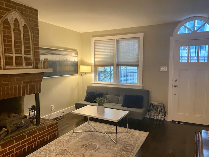 Entire Townhouse In Rittenhouse * Roof Deck * - Philadelphia, PA