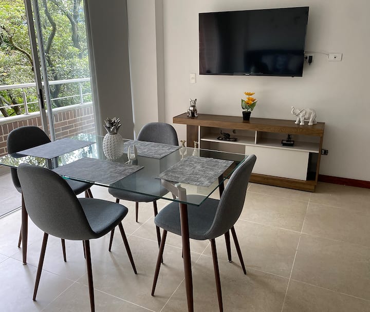 Beautiful And Modern Apartment, Good Location - Medellín