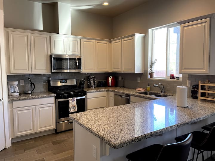 Pinnacle Pine Gem - Flagstaff, AZ