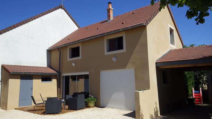 - Les Pampres - Gîte Au Calme Et Indépendant - Saône-et-Loire