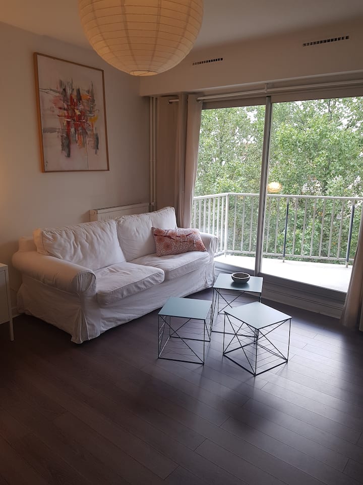 Appartement Entier Avec Terrasse Sur Le Parc - Paris