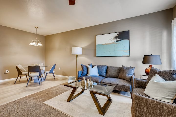 Quality Olde Town Arvada Condo W/ Garage! - Arvada, CO