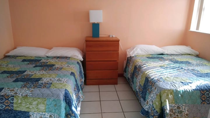 1 Bedroom Cabin Half/duplex Unit A Up On Stilts - Long Beach, Big Pine Key