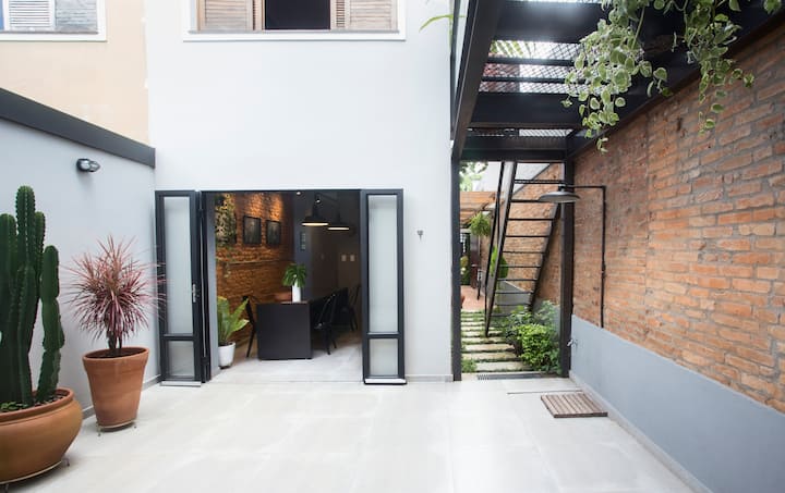 Casa P/ Produção De Filmes/fotos - São Paulo (Sp) - São Paulo