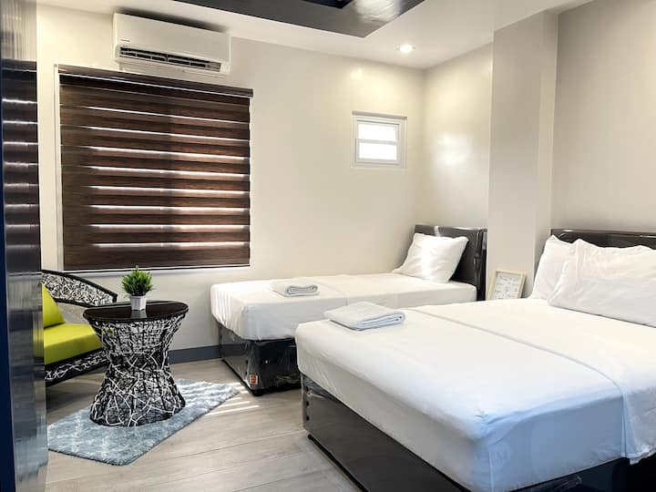 Elegant Family Room In Nueva Ecija - San Leonardo