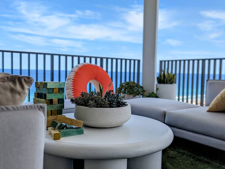 Spacious, Seaside Sky-high Sub Penthouse - 衝浪者天堂