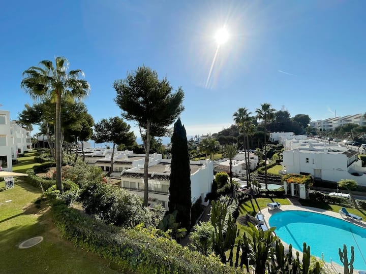 Cozy Apartment With Amazing Sea And Pool View - La Cala de Mijas