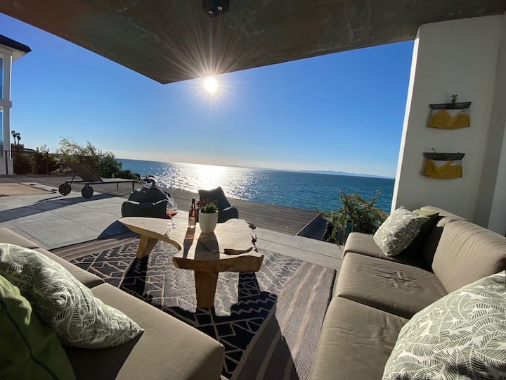 Contemporary Designed 4 Bedroom Beach Front Villa - Saint Helena Bay