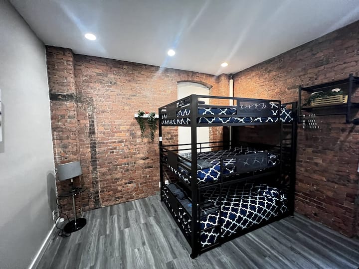 Exclusive Studio 1008 | Private Bathroom - Crown Heights, NY