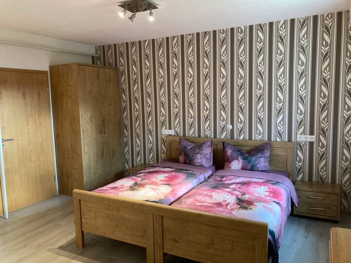 Ferienwohnung Mit  Ausgestatteter Küche. - Bad Schussenried