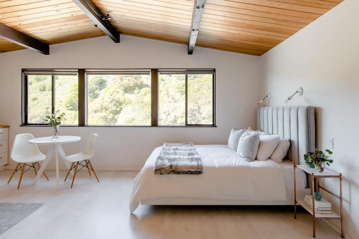 Scandinavian Studio With Sweeping Canyon Views - Berkeley